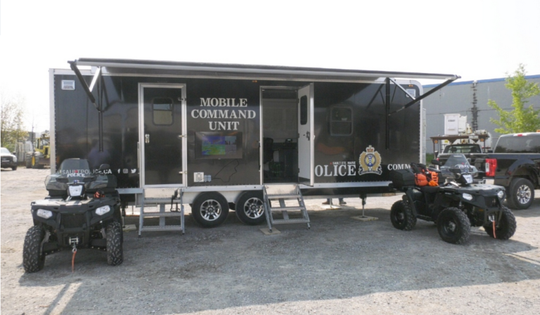 Sault police unveil mobile command unit that played key role in rescue ...